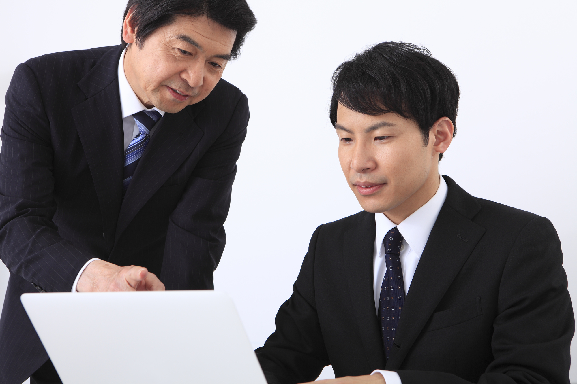 数々のメリットを備えたSFAツール - GENIEE's library